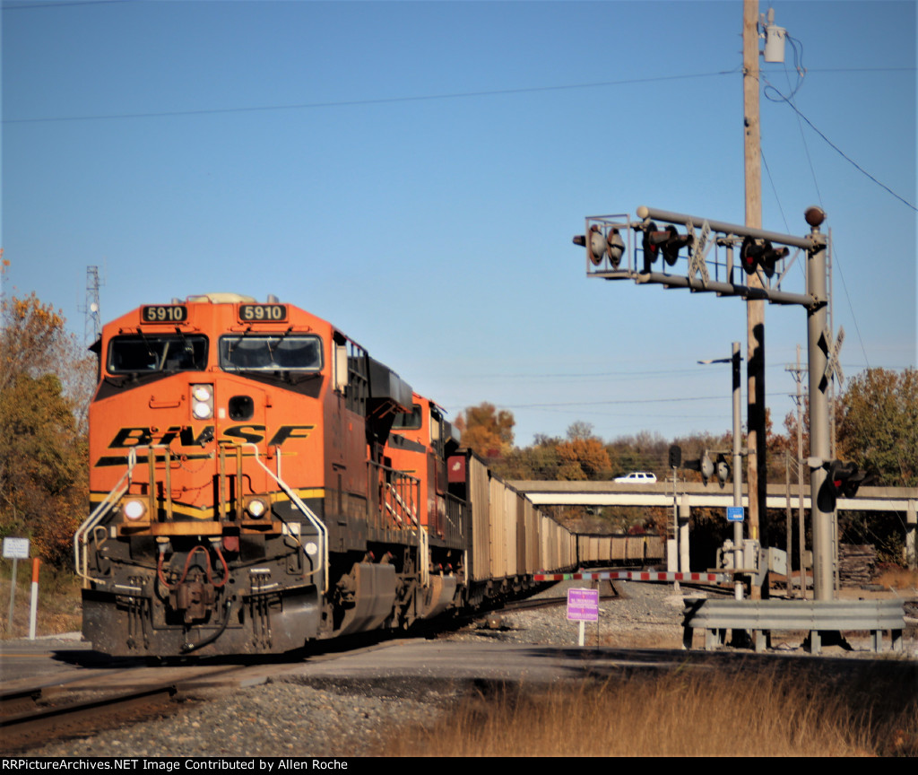 BNSF 5910